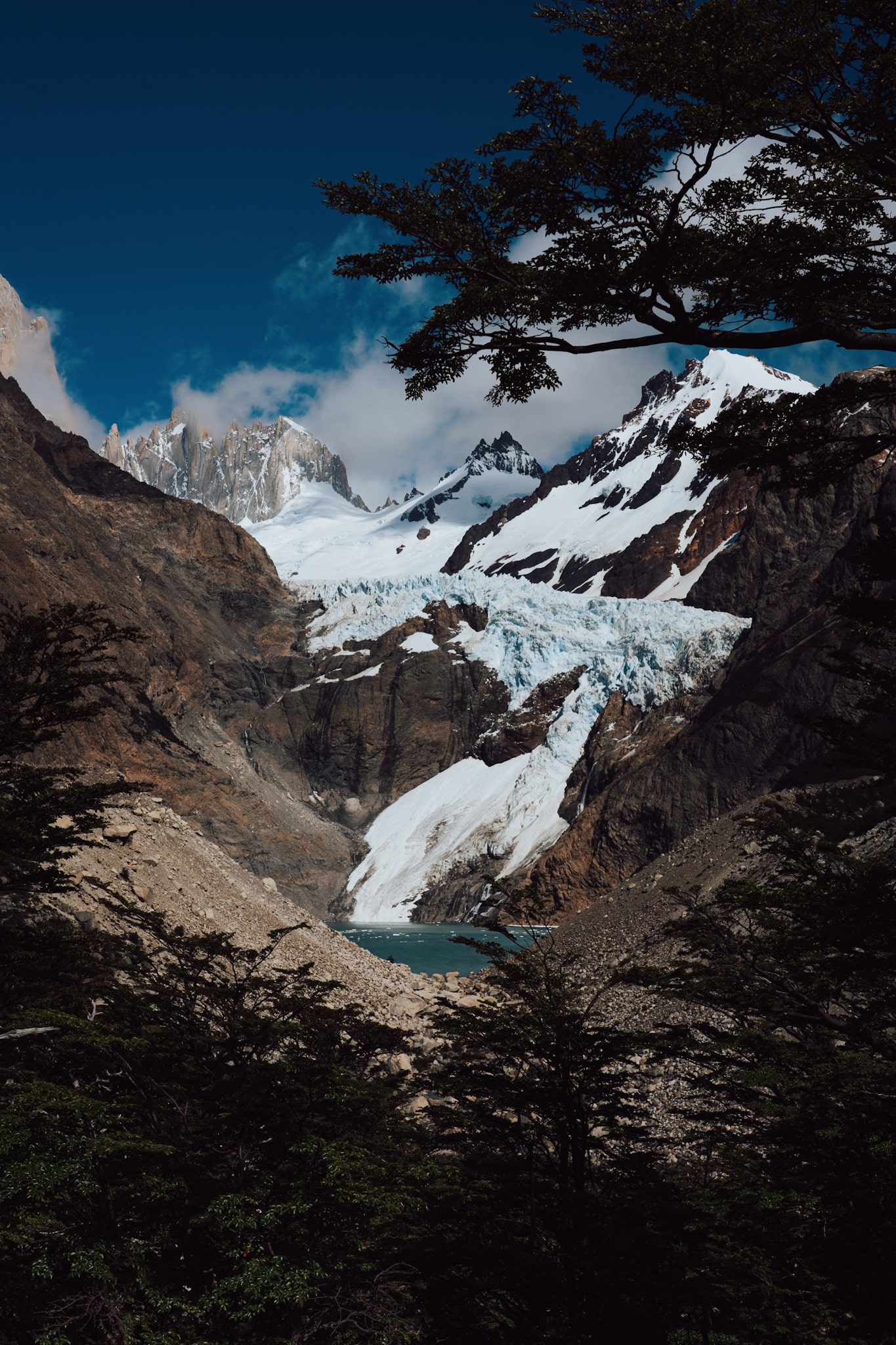 The Ultimate 4 Day El Chalten Hiking Guide - A Travelers Trail