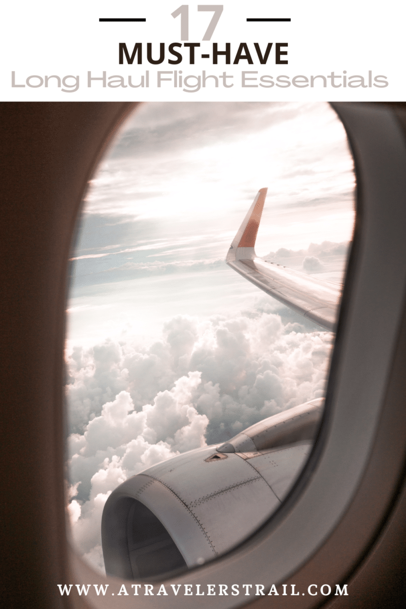 17 Long Flight Essentials That Every Traveler Needs in their Carry On ...
