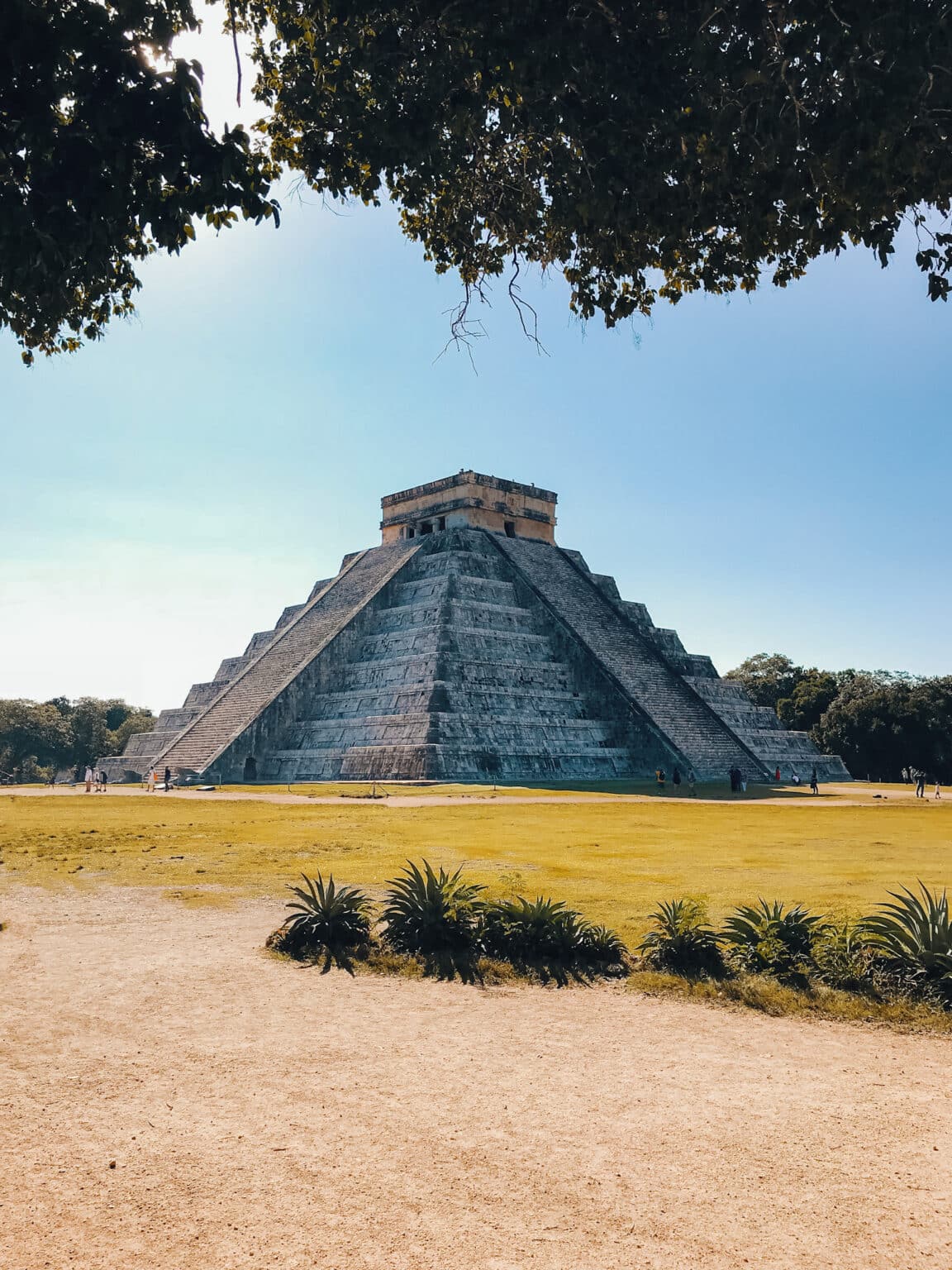 Mexico Lindo -The Ultimate Itinerary & Guide - A Travelers Trail