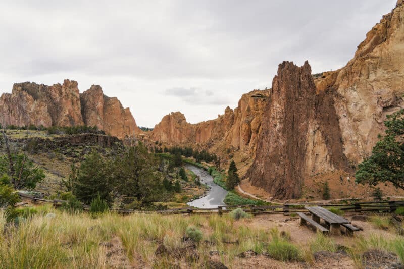 A Guide To Smith Rock State Park A Gem In The Heart Of Oregon A